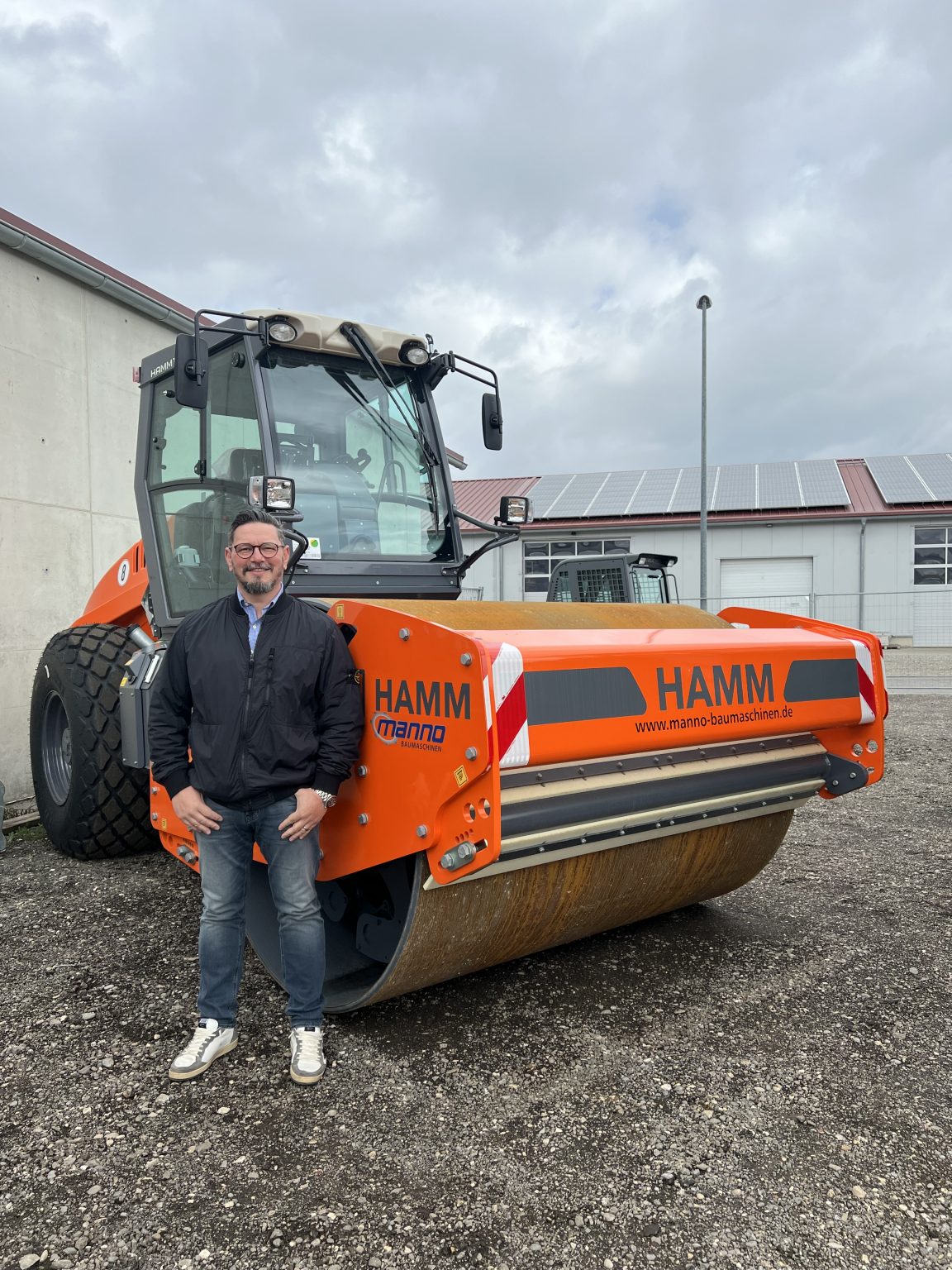 Über – Manno Baumaschinen